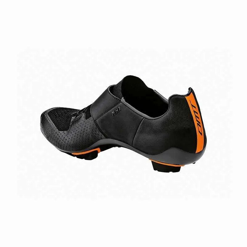 Aprovecha: Zapatilla Ciclismo MTB DMT MH1 Negra - Olímpica